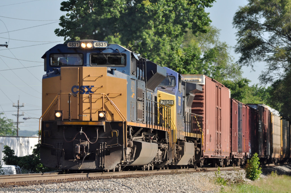 CSXT 4831 On CSX Q 231